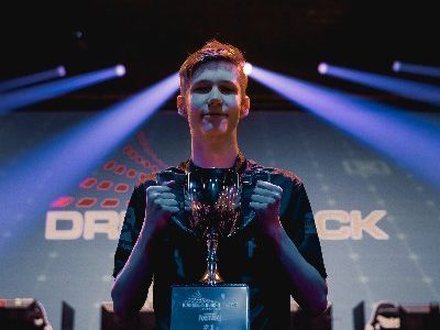 【Fortnite】Faze_k1ng(KING:キング)選手の設定・感度・キー配置・デバイス(マウス)年齢等【フォートナイト ...